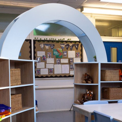 Fleetdown | Library Furniture For Primary Schools | Book Displays - Peters