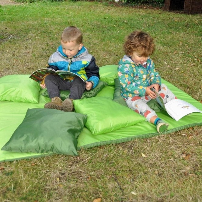 Children's Outdoor Cushions & Reading Mat Set - Peters